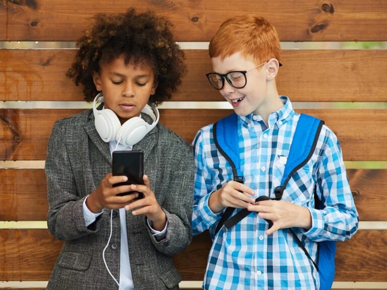 At What Age Should Your Kid Get Their First Phone? | BedTimez